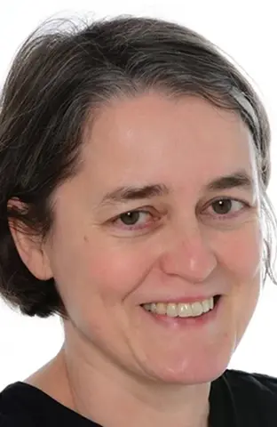 Ansprechpartnerin Dr. Katrin Henzel